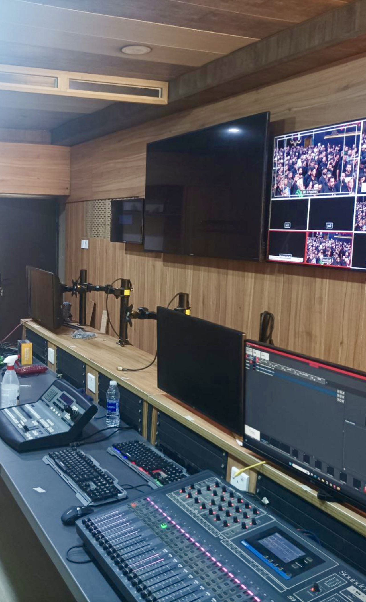 Studio Setup - IT KHOSRO